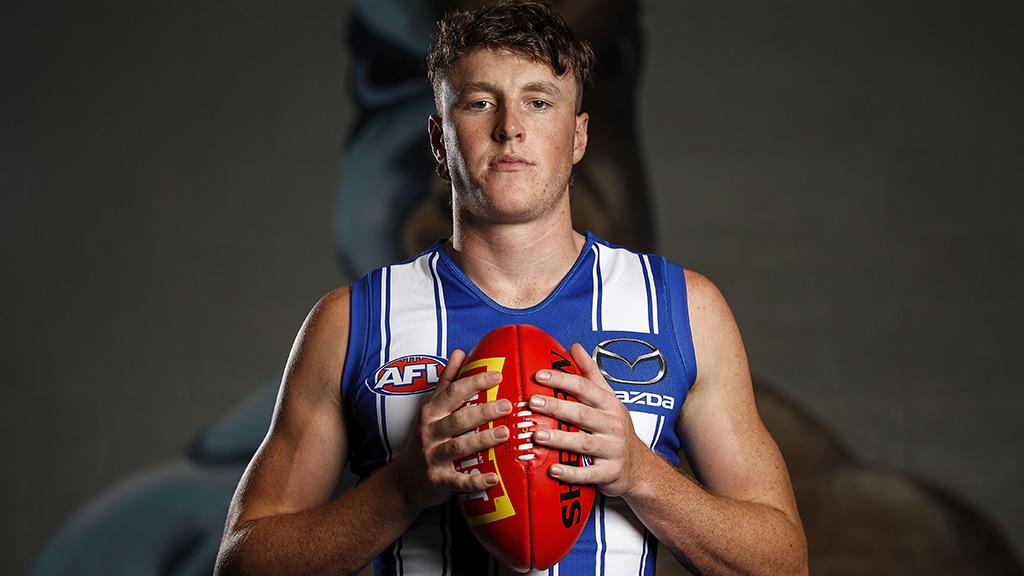 Larkey eyes round two