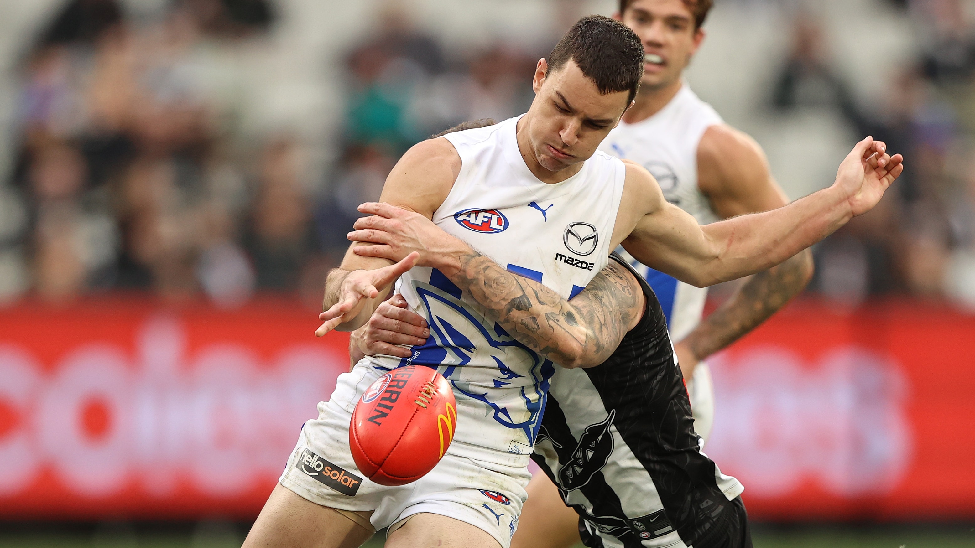 AFL R17 coaches' votes: Davies-Uniacke dominates