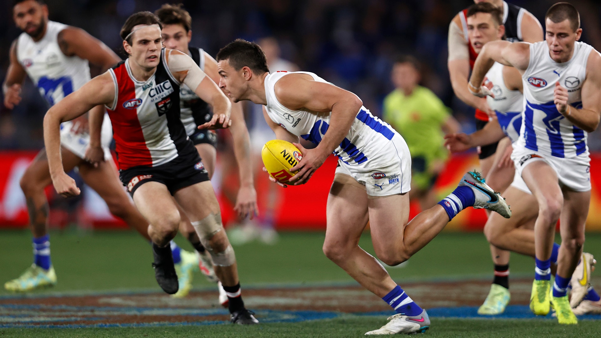 AFL R19 match gallery: Saints v Kangaroos