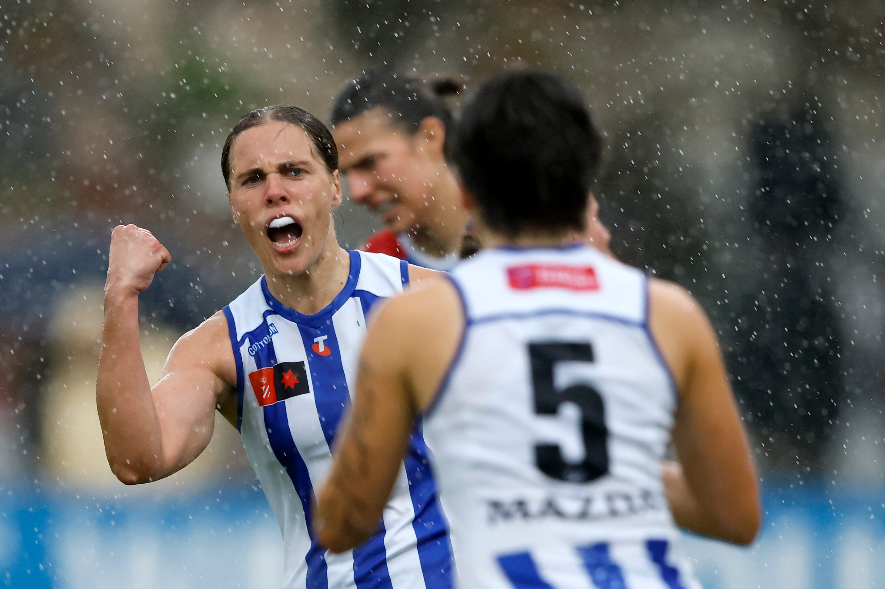 AFLW W6 match report: Roos keep Dogs goalless in rout