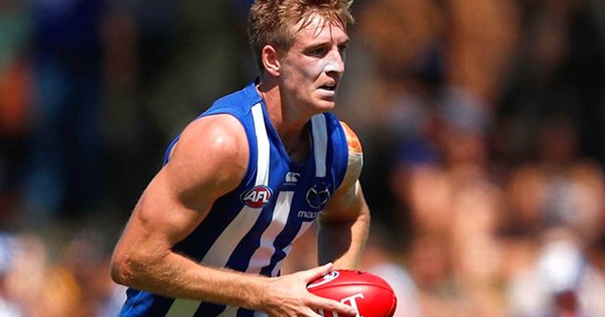 Sam Durdin re-signs until 2019