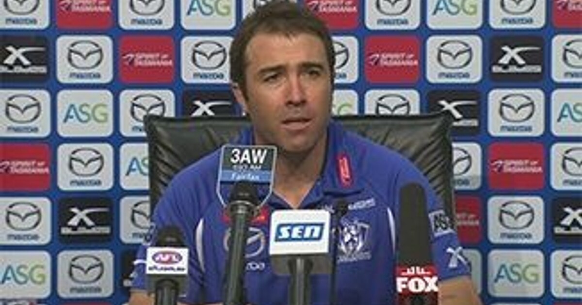 Scott stands up for his little mate Boomer