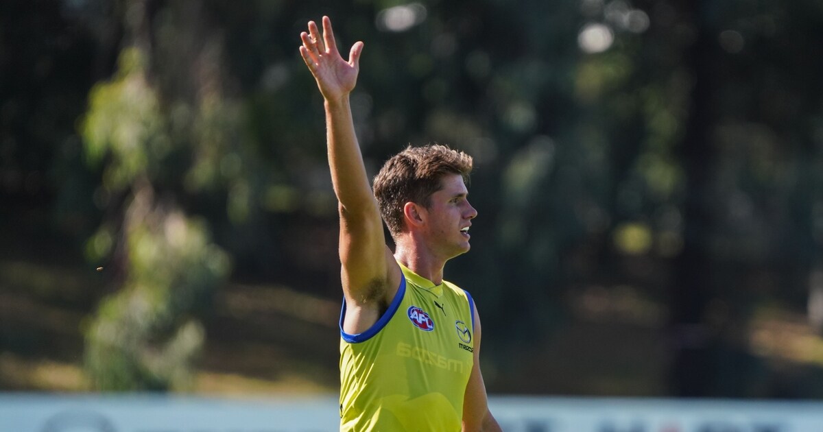 Training report: Recruit returns in match sim, young mid shines