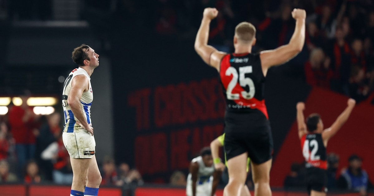 Last two mins: Bombers scrape through