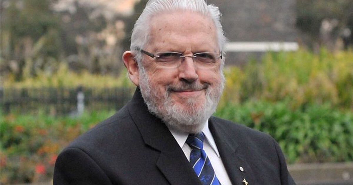 Vale Fr Gerard Dowling