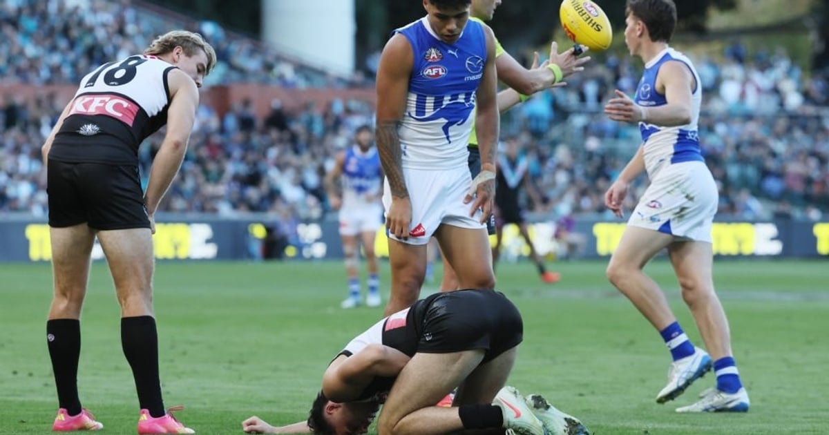 Sinn subbed after gun Roo's tackle